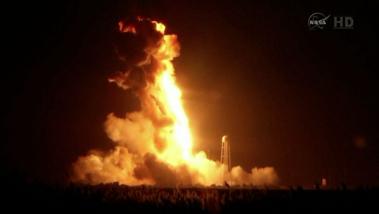 Gallery: Antares rocket explodes – Spaceflight Now