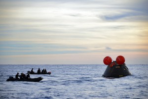 Photos: Orion capsule plucked from the Pacific – Spaceflight Now