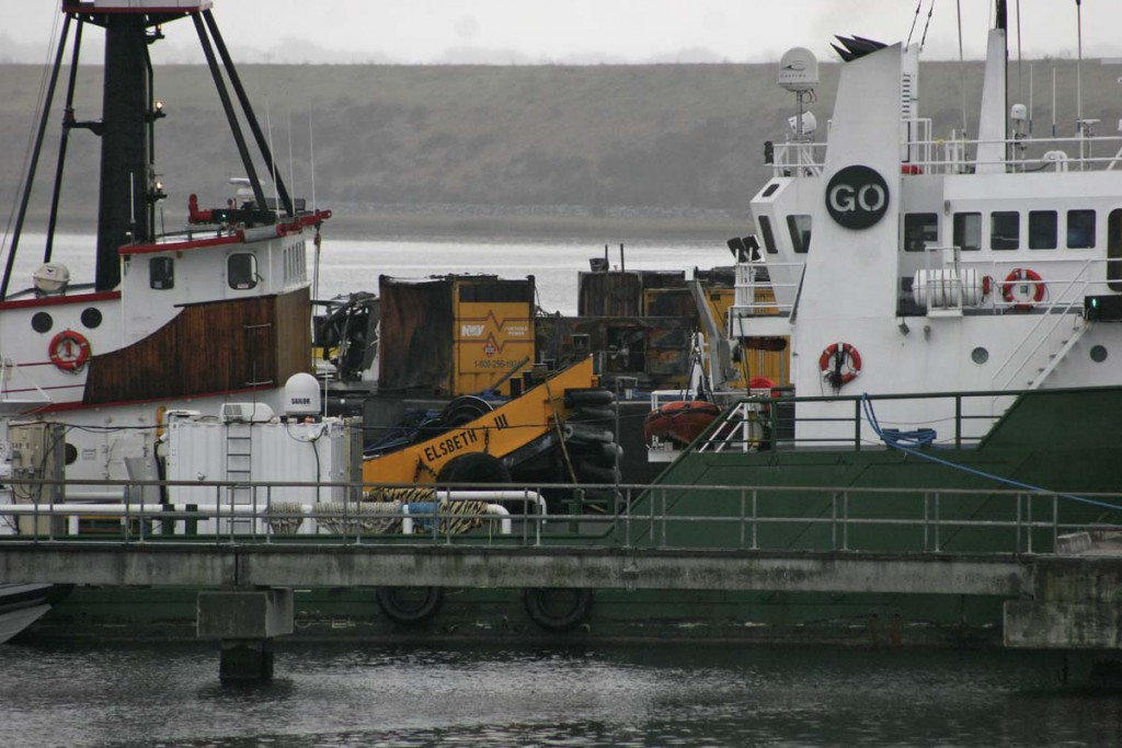 Photos: SpaceX’s rocket landing platform back in port – Spaceflight Now