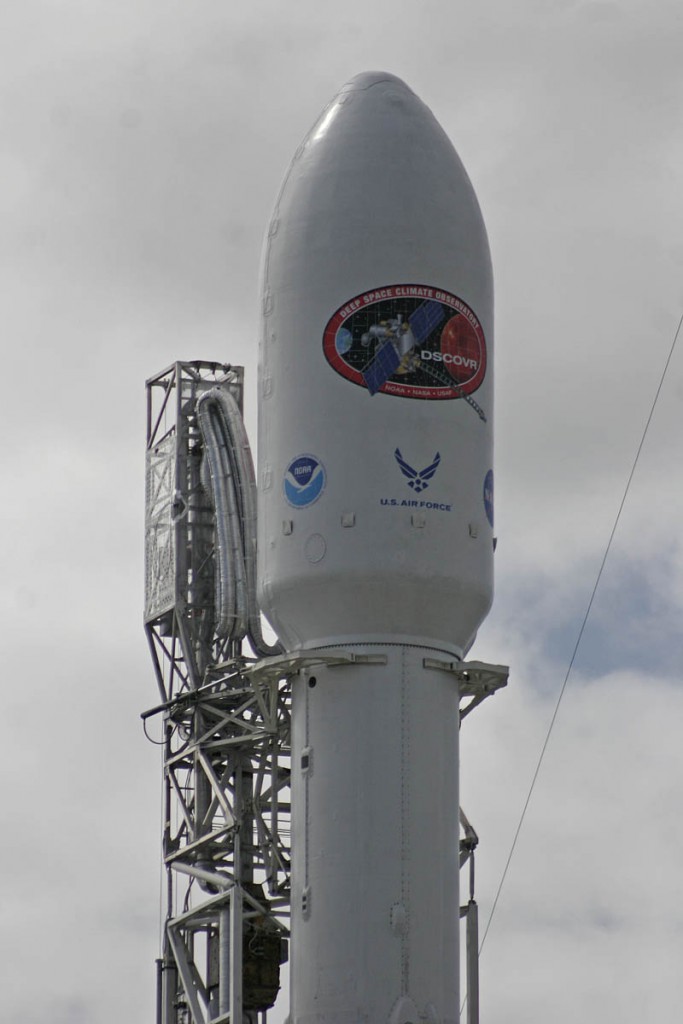 Photos: SpaceX rocket standing on launch pad – Spaceflight Now