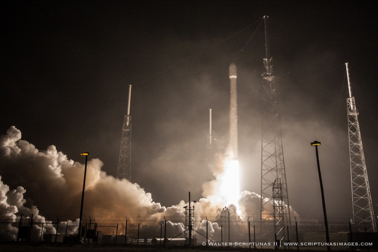 Photos: Falcon takes flight – Spaceflight Now