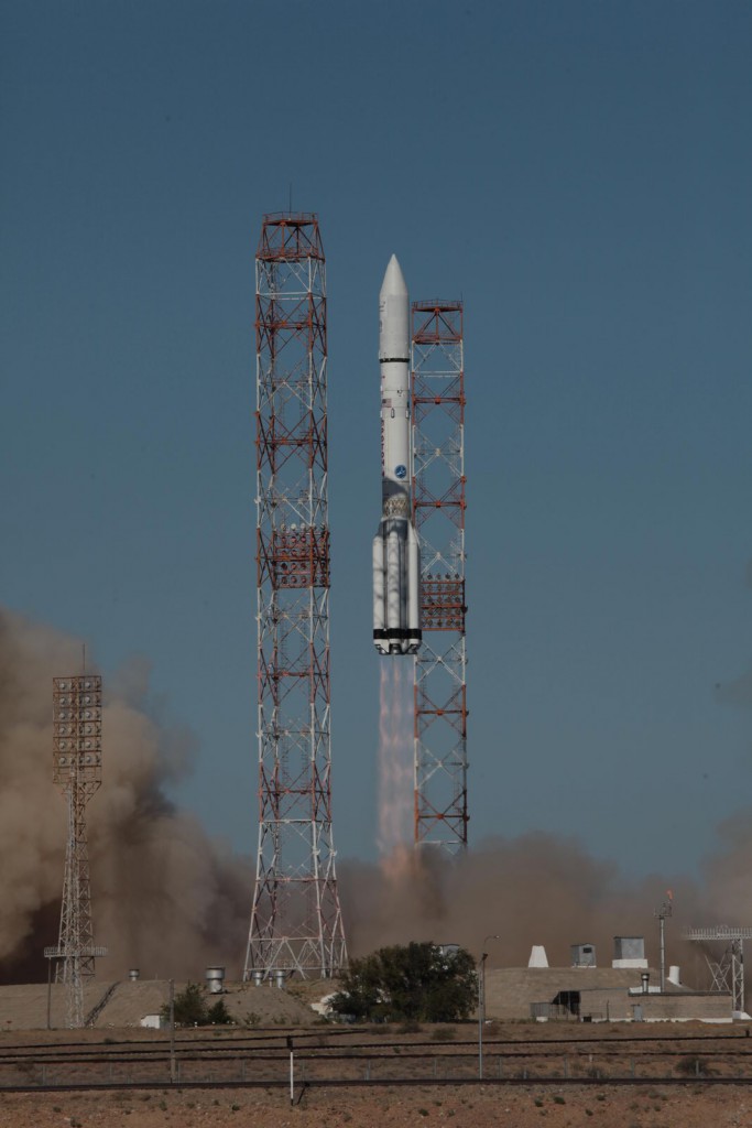 Photos: Proton rocket soars from Baikonur – Spaceflight Now