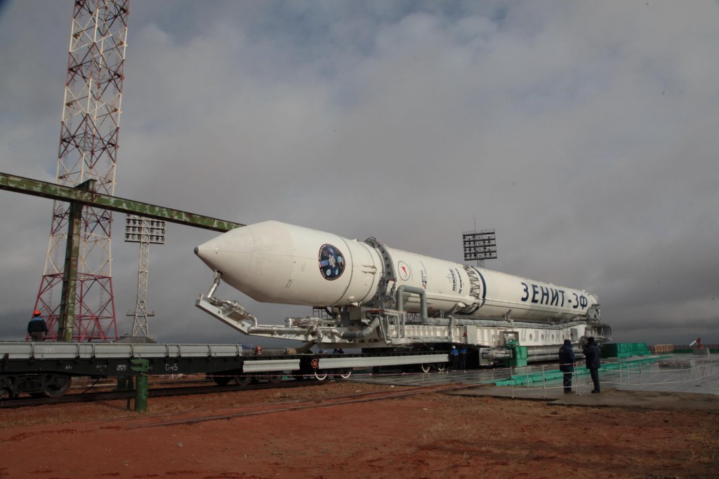 Zenit rocket raised on launch pad for possible final flight ...