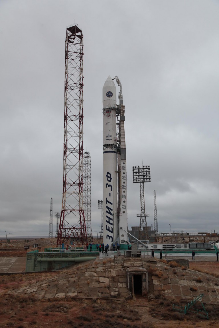 Zenit rocket raised on launch pad for possible final flight ...