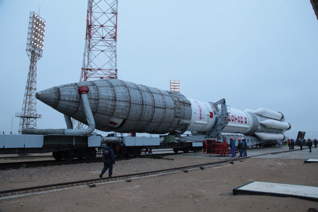 Proton rocket rolled out for launch of Eutelsat satellite – Spaceflight Now