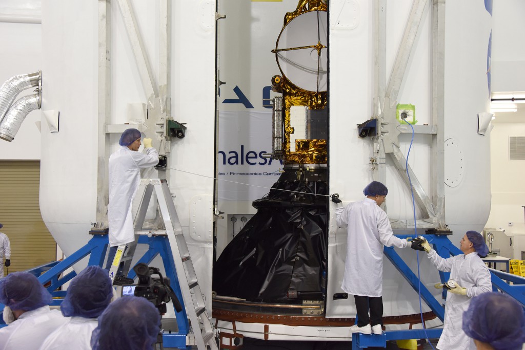 Photos: Jason 3 oceanography satellite encapsulated – Spaceflight Now