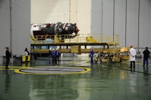 Progress cargo craft rolled out for launch to space station ...