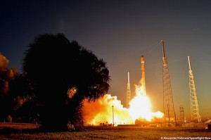 Photos: Sunset sendoff for SpaceX’s Falcon 9 rocket – Spaceflight Now