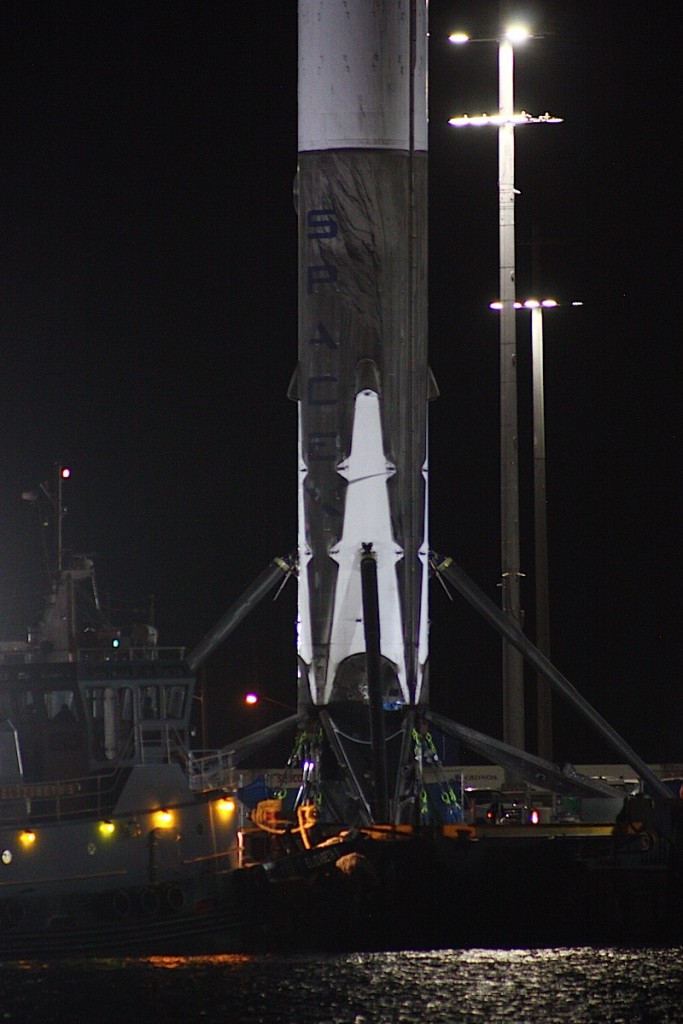 SpaceX’s Falcon 9 rocket returns to port – Spaceflight Now
