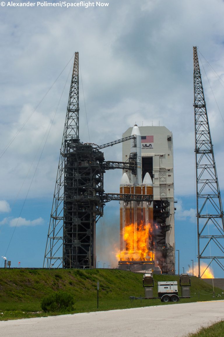 Photos: More shots of Saturday’s Delta 4-Heavy rocket Launch ...