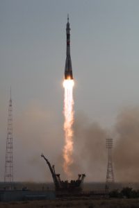 Photos: Crew of three rides Soyuz into orbit – Spaceflight Now