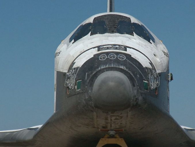 Final space shuttle fuel tank in existence heads to California museum ...