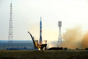 Photos: Crew of three rides Soyuz into orbit – Spaceflight Now