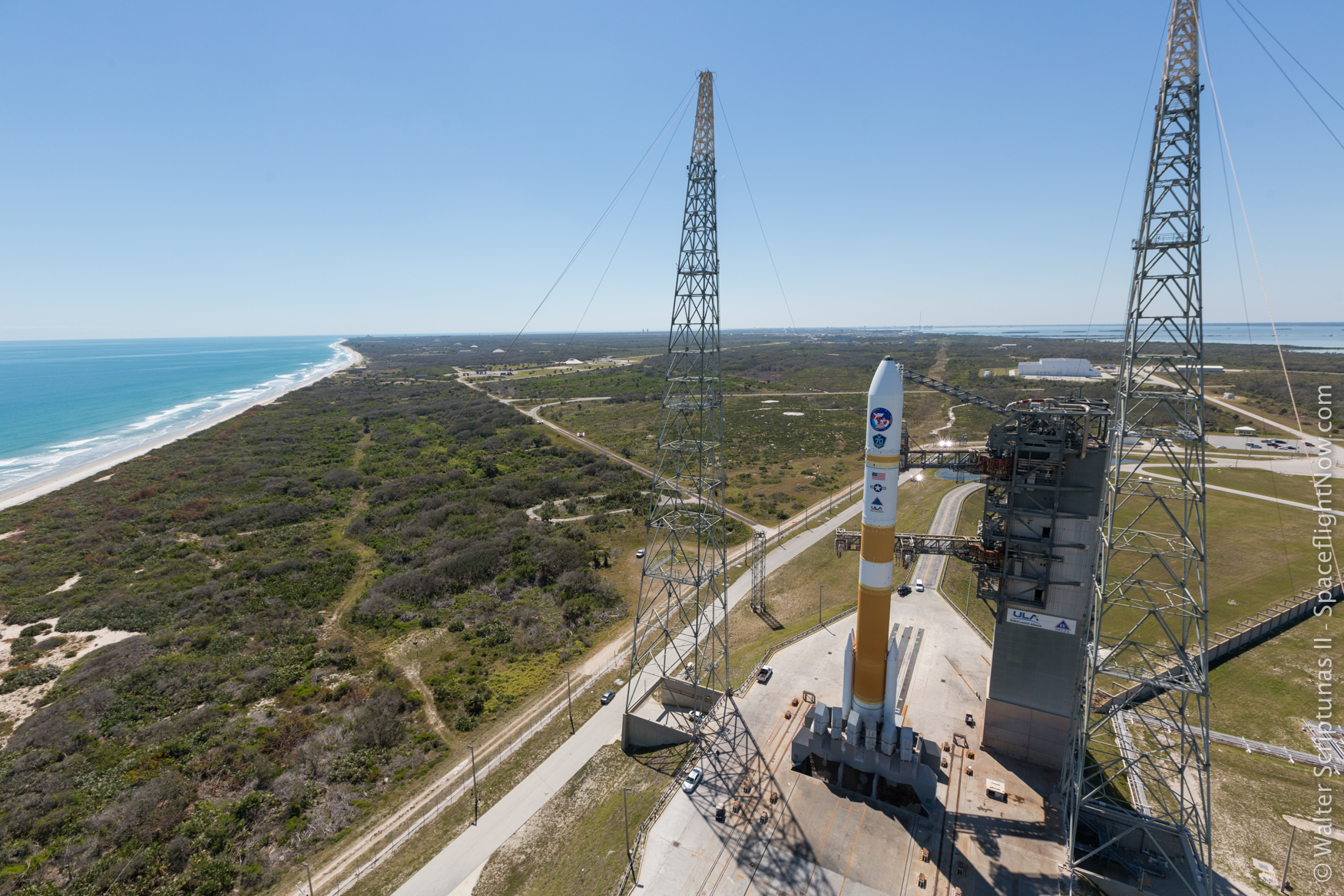 Photos: Additional shots of successful Delta 4 rocket launch ...