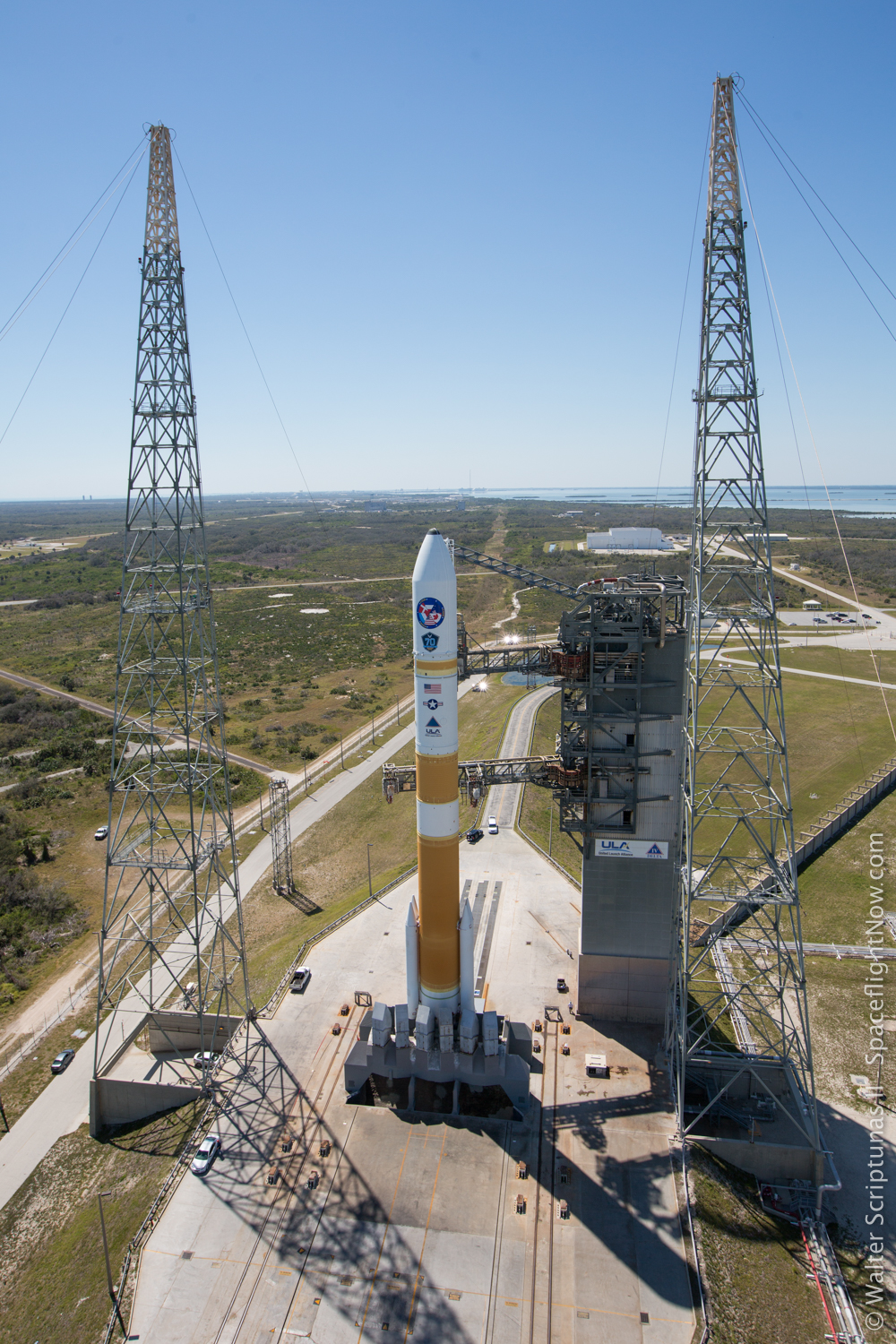 Photos: Additional shots of successful Delta 4 rocket launch ...