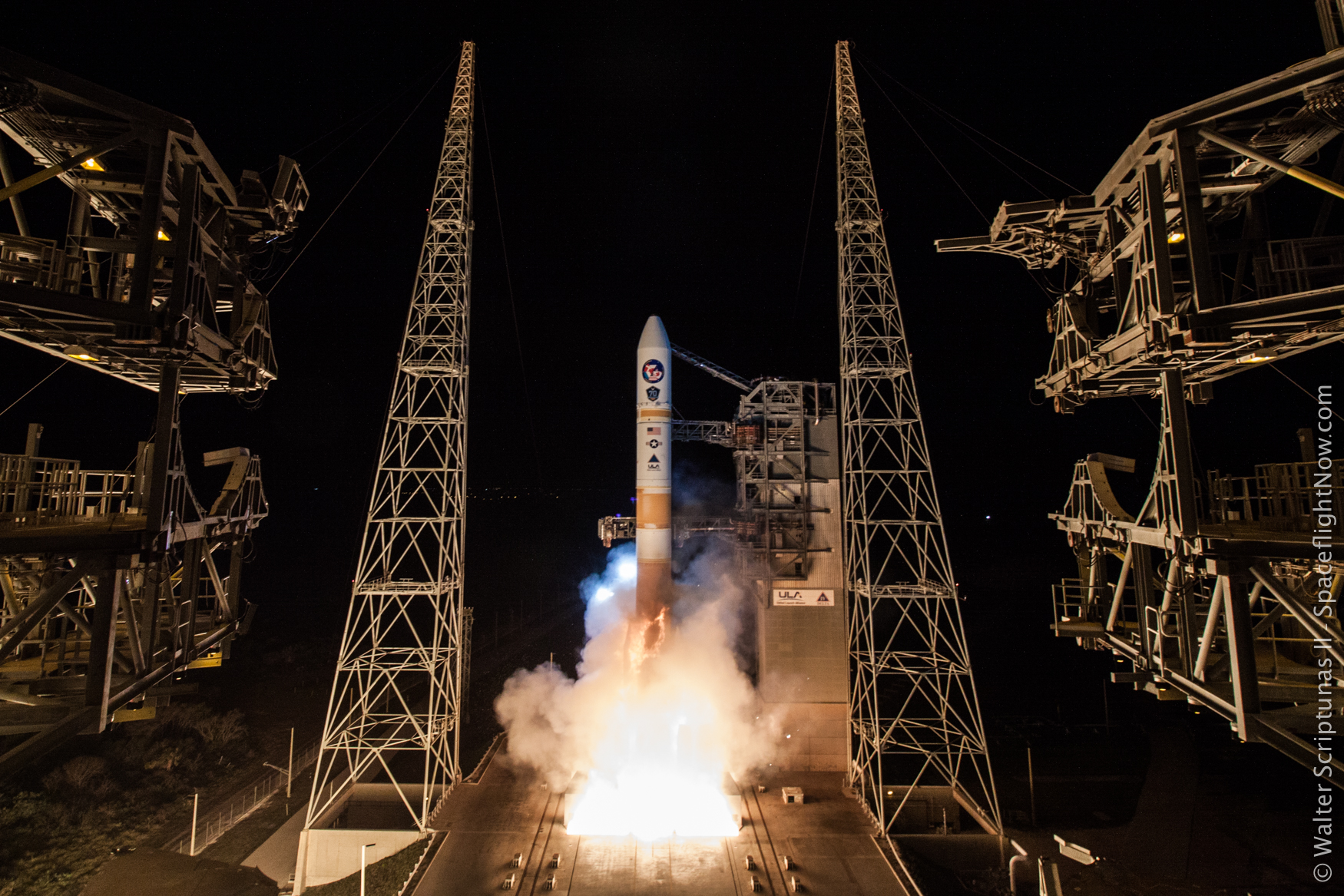 Photos: Additional shots of successful Delta 4 rocket launch ...