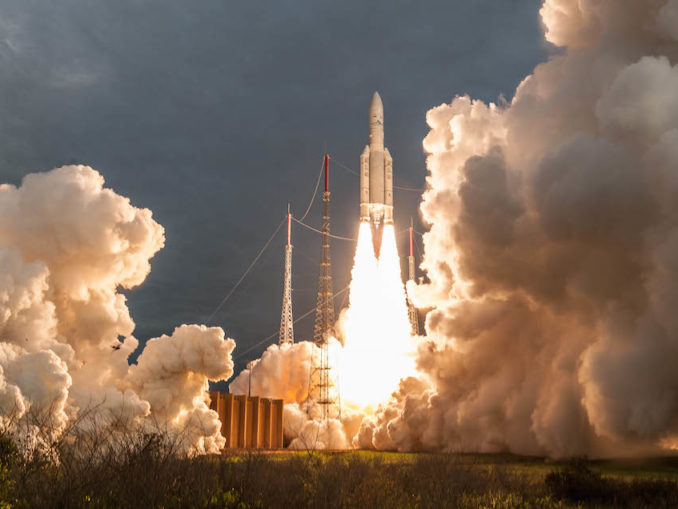 European space plane flies around the world on test flight ...