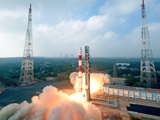 Photos: India test flies new launcher, crew capsule – Spaceflight Now