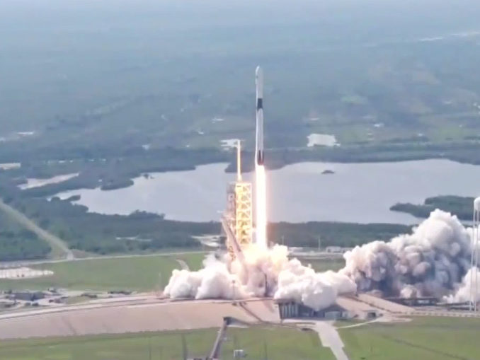 Video: Tribute to NASA’s retiring George Diller – Spaceflight Now