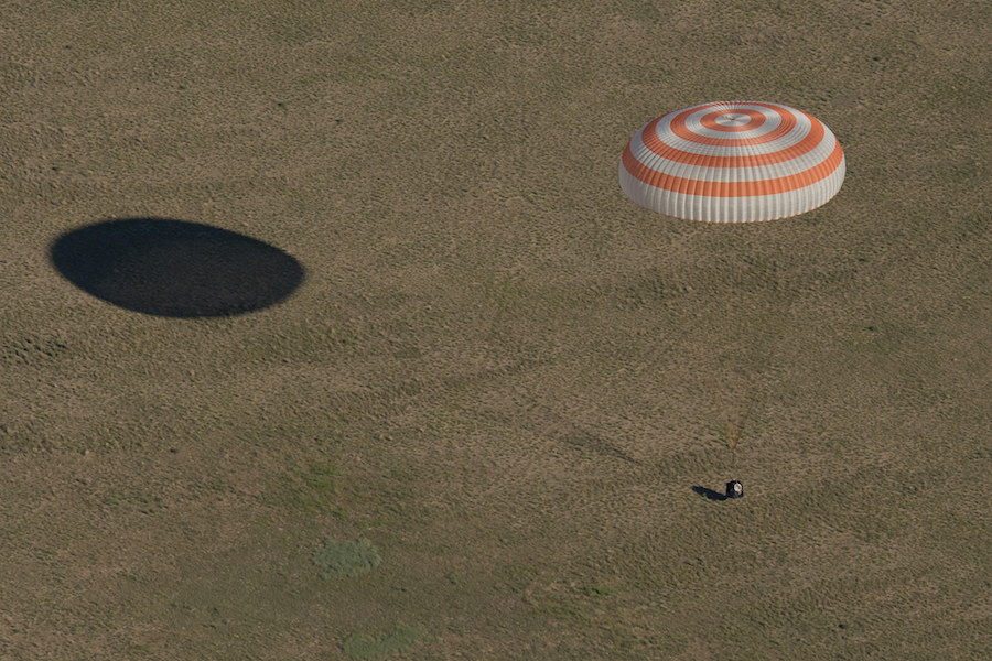Video and photos: Soyuz crew capsule lands in Kazakhstan – Spaceflight Now