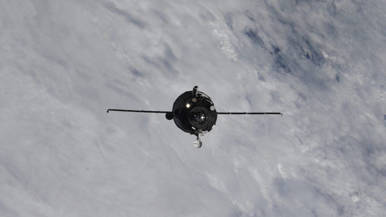 Relive the Progress MS-09 freighter’s expedited journey to space station – Spaceflight Now