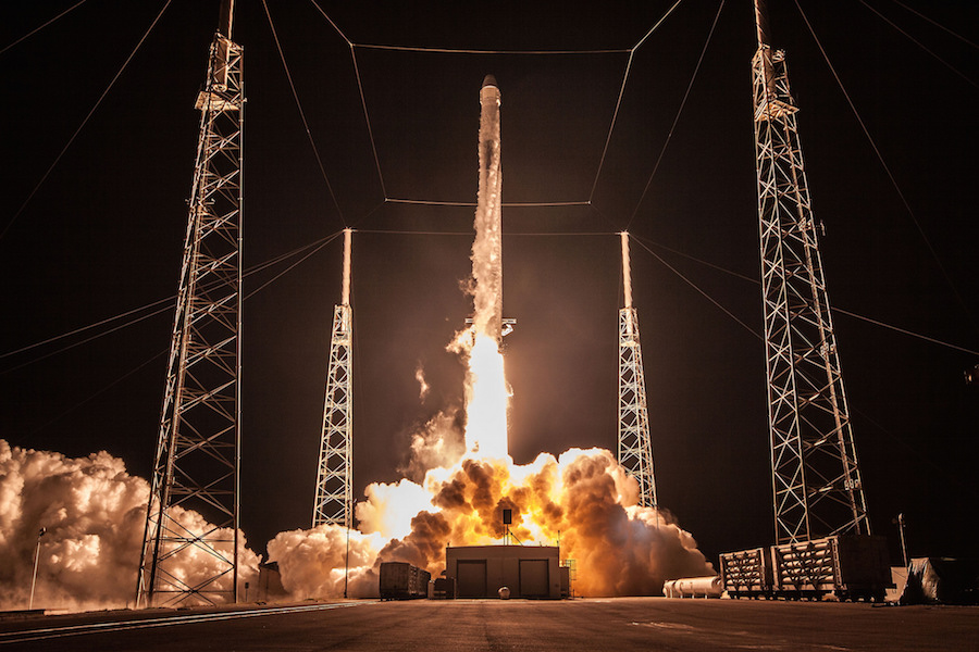 Photos: Falcon 9 rocket dazzles at dawn – Spaceflight Now