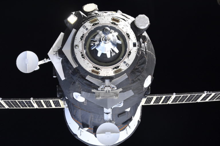 Relive the Progress MS-09 freighter’s expedited journey to space ...