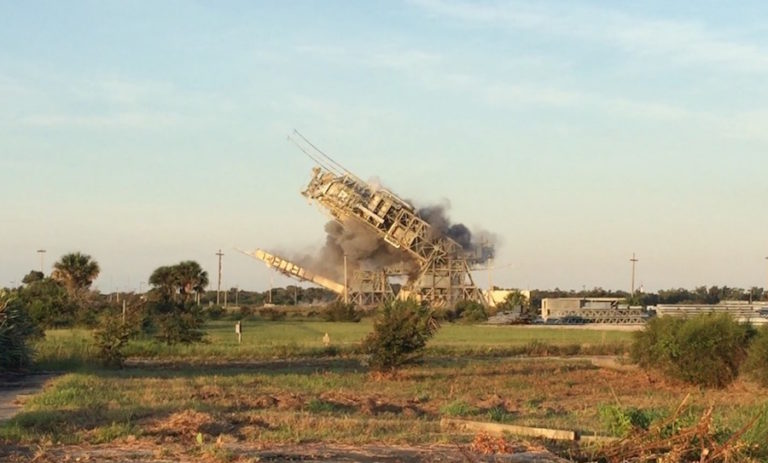 Towers at historic Florida launch pad toppled – Spaceflight Now