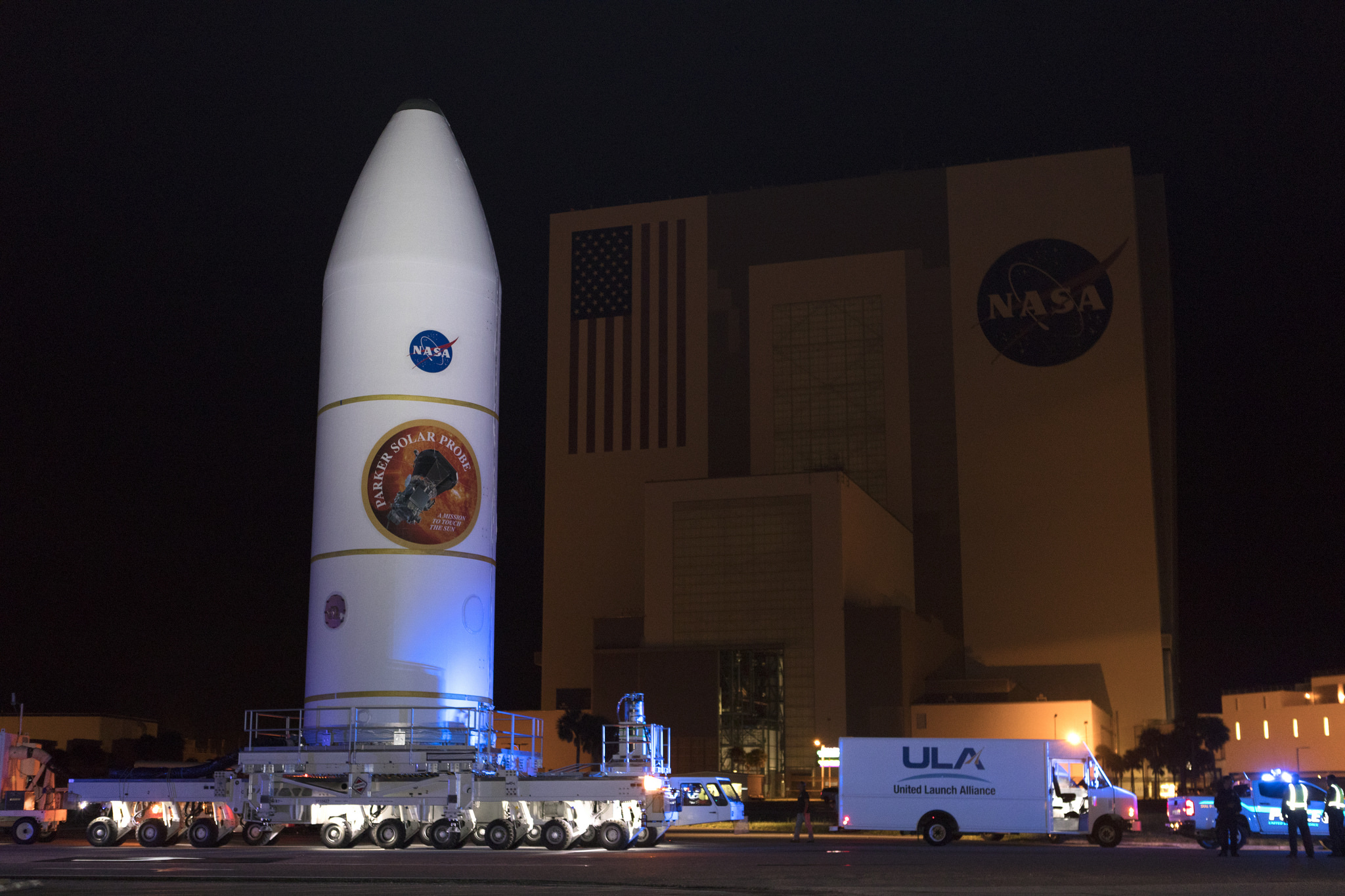 Photos: Parker Solar Probe closed up inside Delta 4 fairing for launch ...