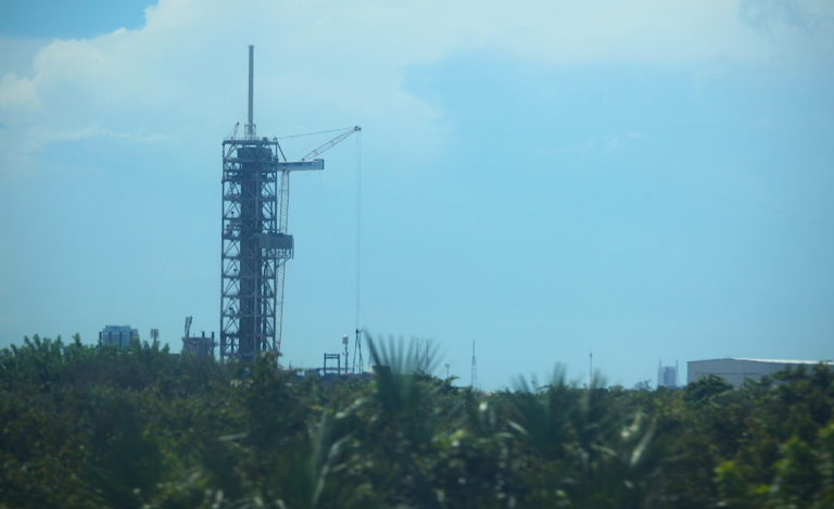SpaceX’s astronaut walkway installed on Florida launch pad ...