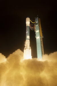 Photos: Final Delta 2 launch shines before dawn in California ...