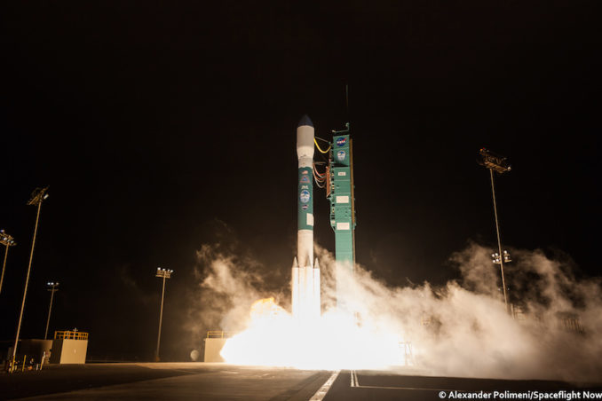 Photos: Final Delta 2 launch shines before dawn in California ...