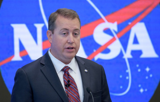NASA unveils plans to commercialize low Earth orbit – Spaceflight Now