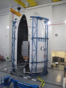 Photos: Radarsat satellites encapsulated in Falcon 9 payload fairing ...
