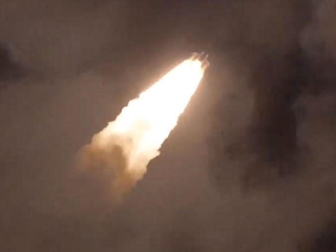 Akatsuki probe relays its first images from Venus orbit – Spaceflight Now