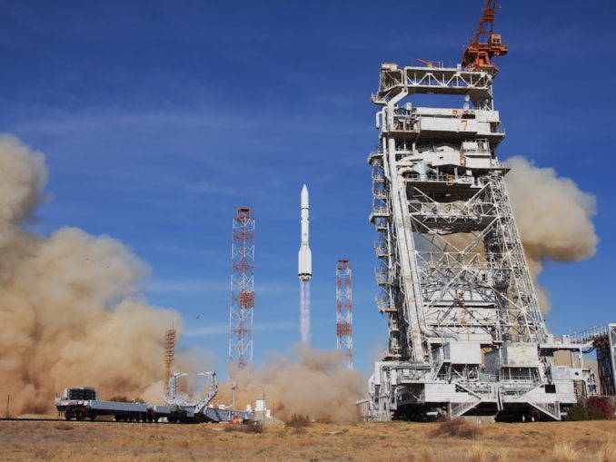 Photos and video: Angara 5’s thunderous liftoff – Spaceflight Now