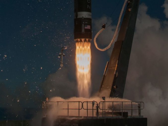 Photos: Antares rolls out for first time since 2014 – Spaceflight Now