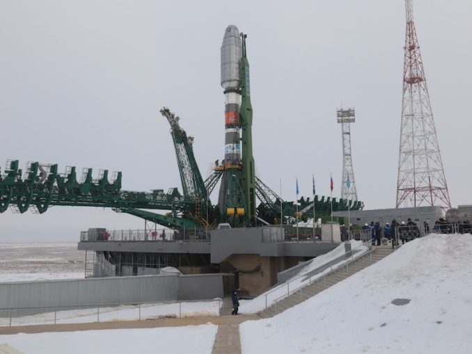 Soyuz, with crew of three, set for launch to station – Spaceflight Now