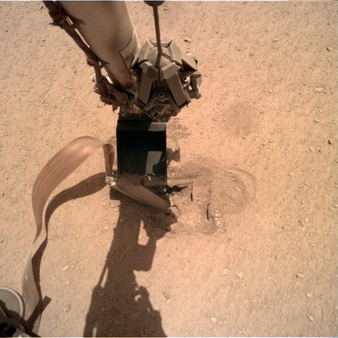NASA’s InSight mission shows Mars is a seismically active world ...