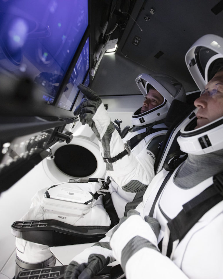 Photos: Astronauts train to ride a Dragon into space – Spaceflight Now