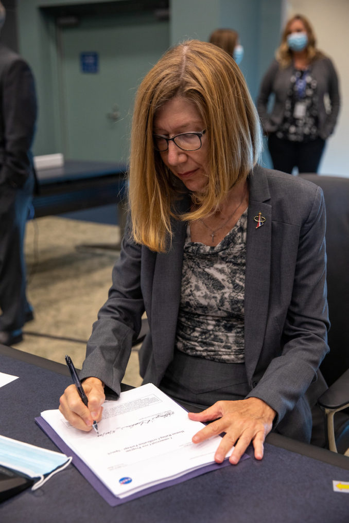 NASA clears SpaceX crew capsule for first astronaut mission ...