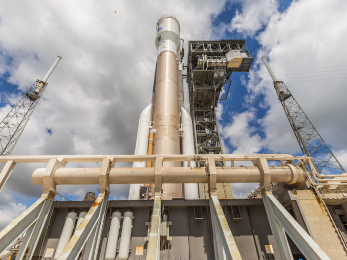 NASA gives more information on its experiment aboard the X-37B ...