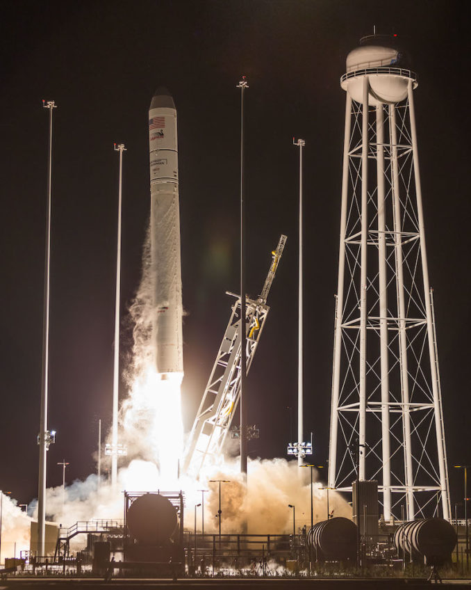 Photos: Antares blasts off from Virginia – Spaceflight Now
