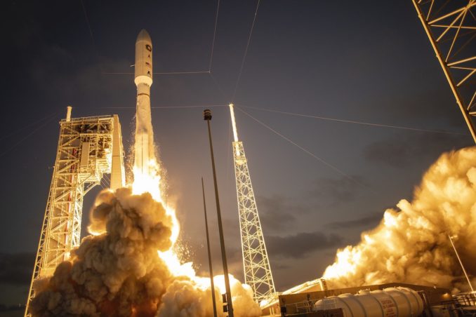Photos: Atlas 5’s stunning climb to space at sunset – Spaceflight Now