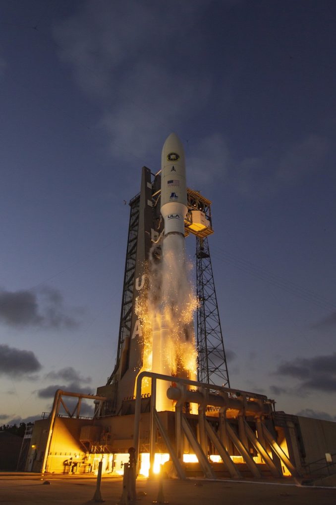 Photos: Atlas 5’s stunning climb to space at sunset – Spaceflight Now