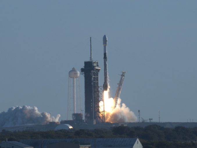 Satellite owners among bystanders in Falcon 9 accident – Spaceflight Now