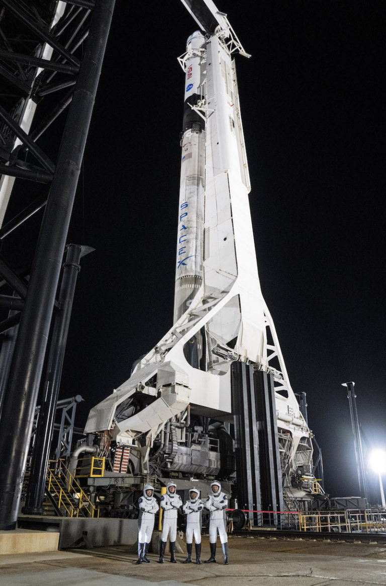 Dragon crew rehearses for launch day, first-look weather forecast looks ...