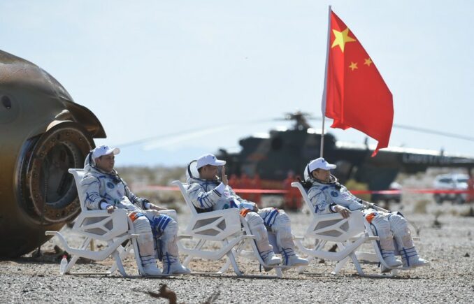 Chinese crew landing caps record-setting day in human spaceflight ...