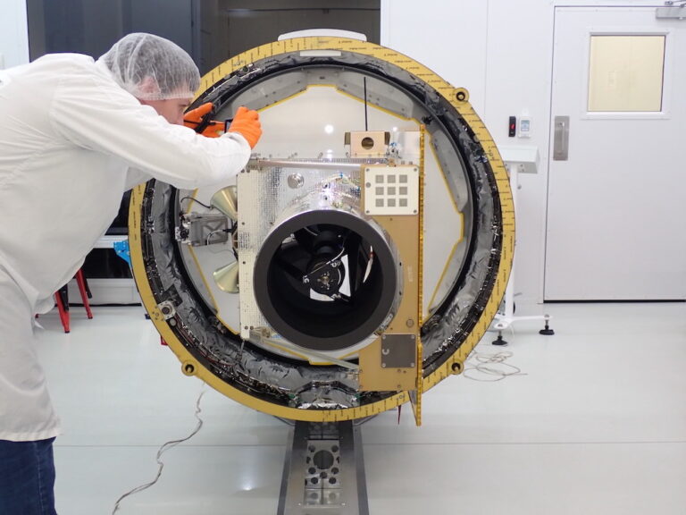 Rocket Lab recovers booster after successful launch with BlackSky ...