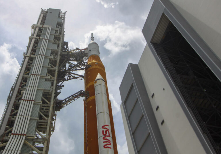 In a step closer to launch, NASA’s Artemis 1 moon rocket rolls back to ...